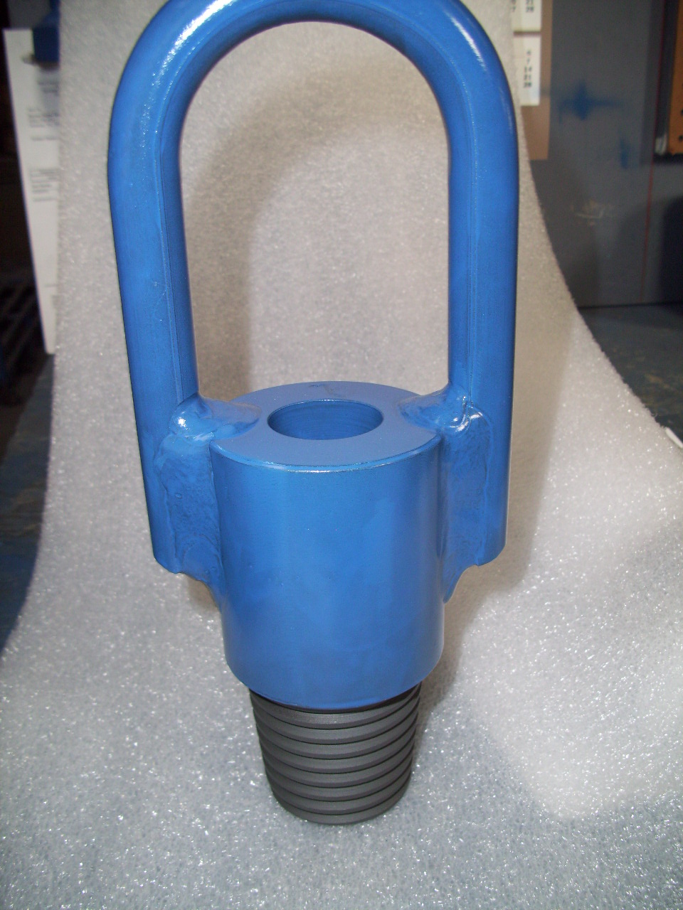 Hoist Plugs - Mills Machine Company Inc.